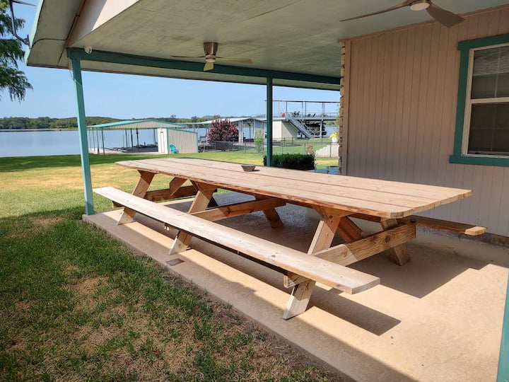 Bare Feet Retreat: Lakefront Home On Lbj|sleeps 8! - Kingsland, TX