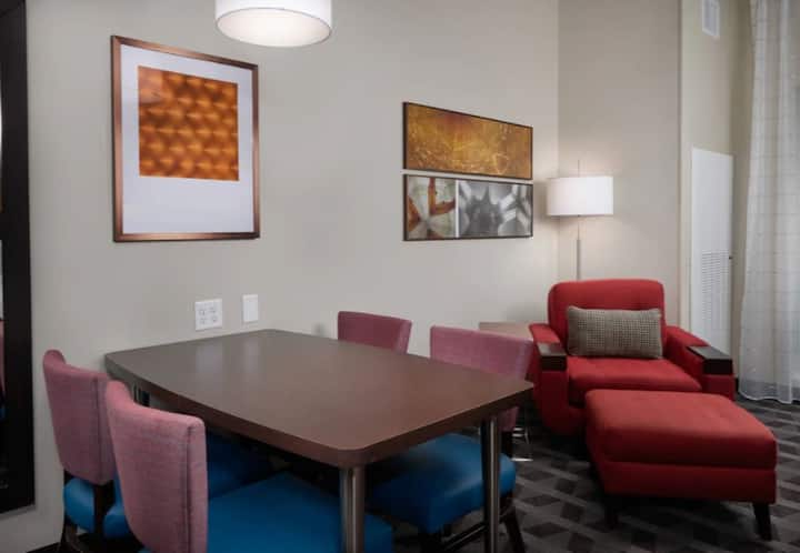 4 Cozy Suites W/ Kitchen Near Local Landmarks - Fort Worth