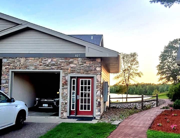 Lakefront Condo 825| Indoor Pool| Hot Tub - Crosslake, MN
