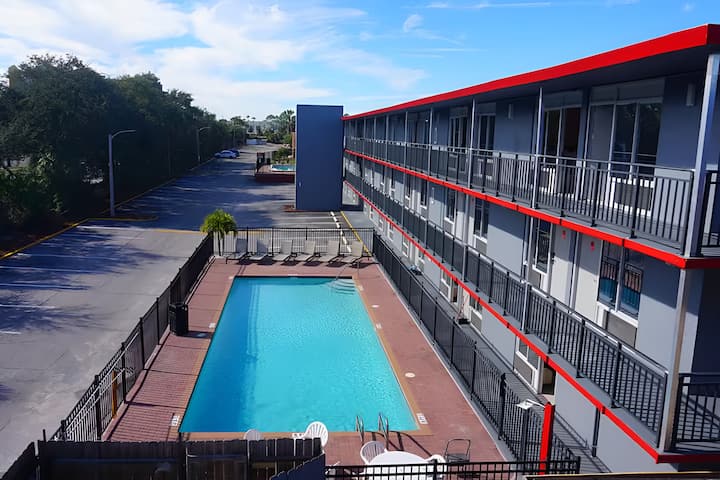 Family-friendly Room Near Universal Studios - Orlando, FL