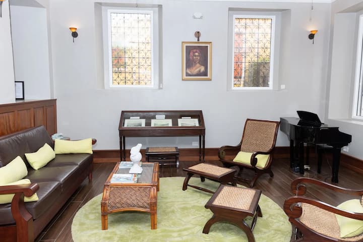 Elegant Classic Room In Historic Christiansted - Christiansted