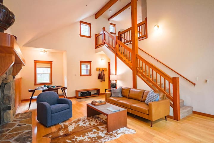 Forest Meadow Cabin - Winthrop, WA