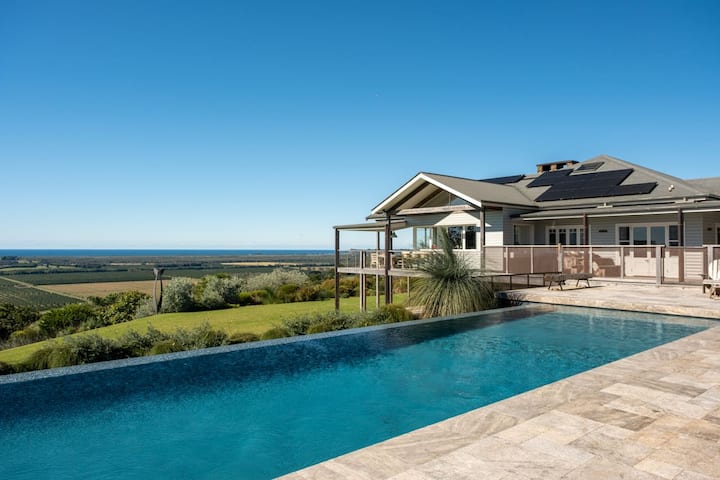 Escarpment House - Lennox Head