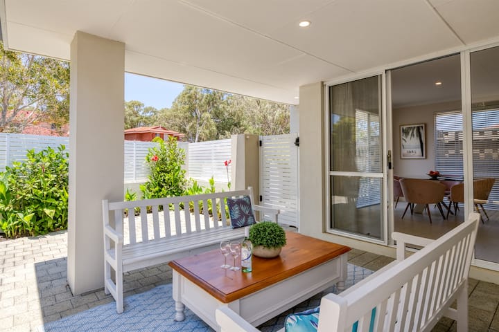 Cosy Connolly 2br Home Close To Golf Course - 준달럽
