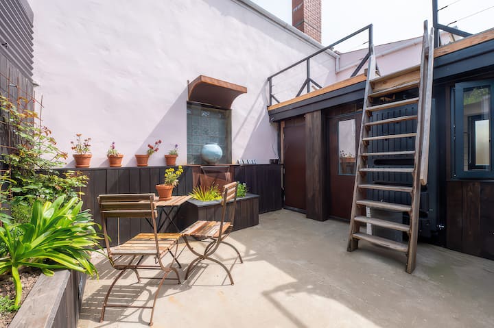 The Tiny House - Solva