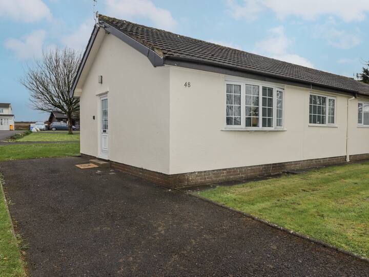 48 Gower Holiday Village - Rhossili