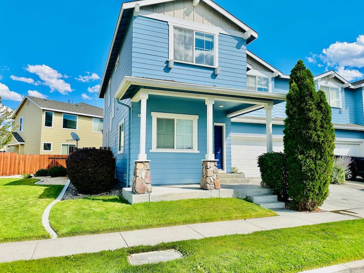 Chic Sky Haven |4bedrooms|sleeps13 - Reno, NV