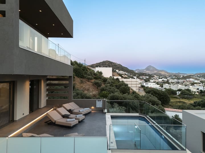 Modern Villa With Pool, Sea View & Walk To Beach - Plakias