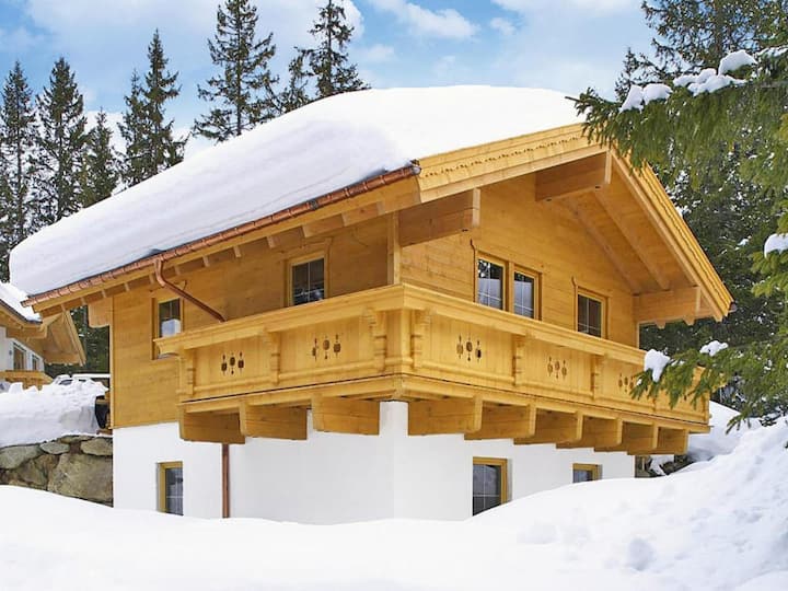 Chalet Spacieux à Hochkrimml Avec Balcon - Gerlos