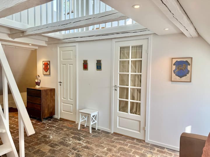 Historic Old Town Attic With Rooftop Views - Stockholm