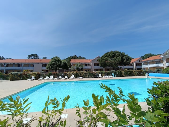 Appartement Dans Résidence Avec Piscine - 4799 - Soulac-sur-Mer