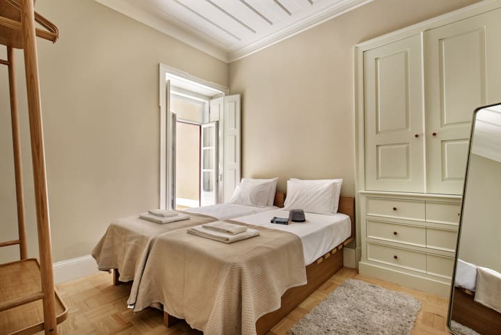 T2 Lumineux Et Chaleureux En Bâtiment Historique - Monte Gordo