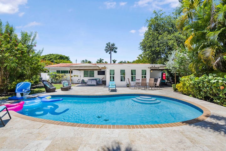 Family-friendly Biscayne Park Home W Private Pool - North Miami, FL