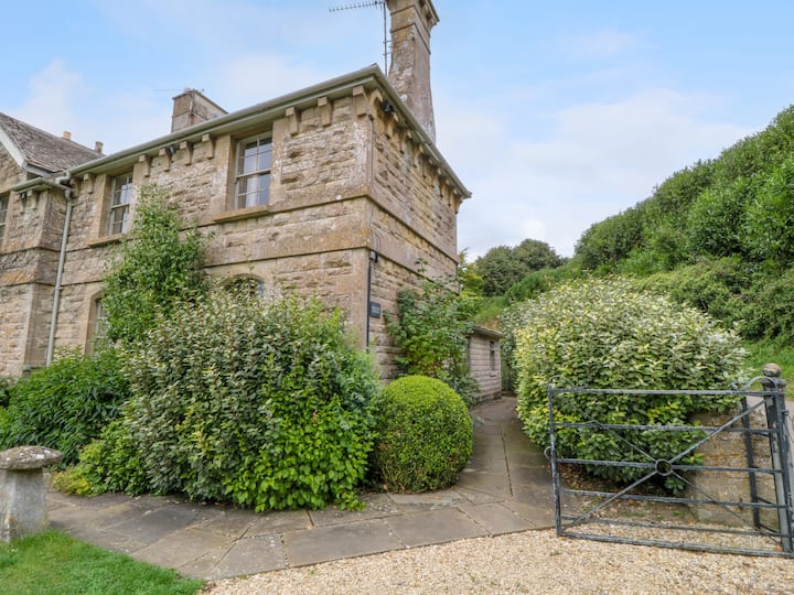 Peartree - Castle Combe