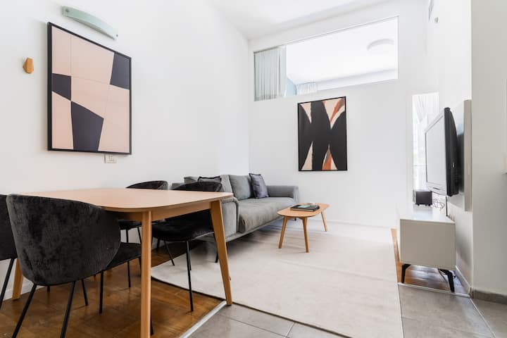 Blueground | Allenby, Spacious 3 Bedroom, Serene - Tel Aviv