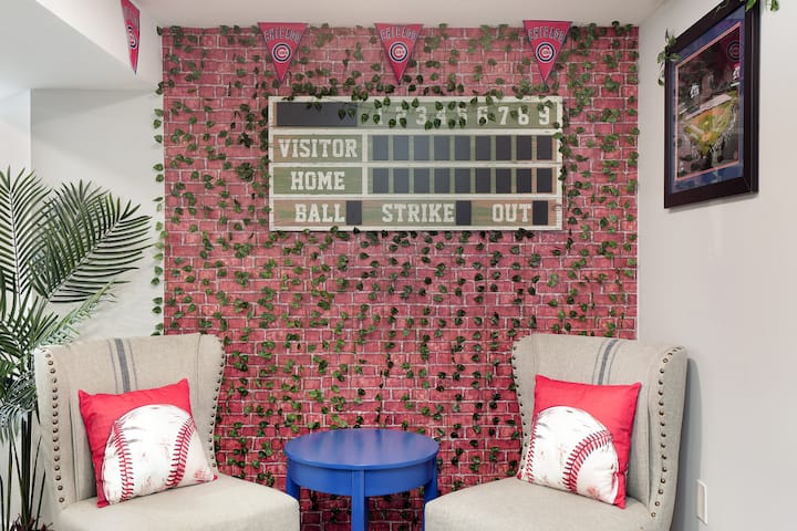 The Cubs Dugout | 2 Level Retreat - Chicago, IL