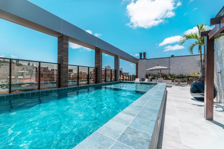 Apto 2 Suítes Próx. à Praia C/ Piscina - Bombinhas