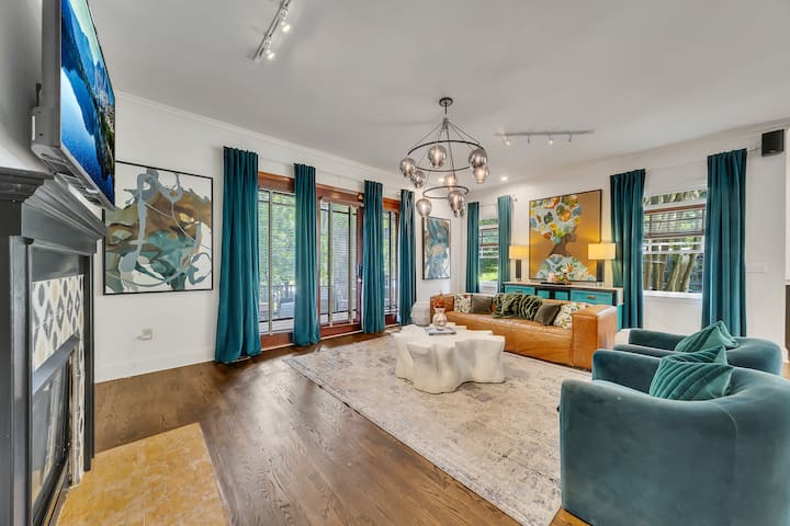 5br Inman Park Home + Private Terrace Suite - Atlanta