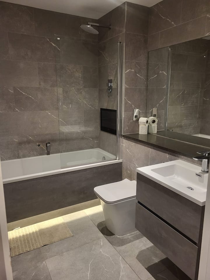 Modern 3br Coastal Gateway| Walk To Ramsgate Beach - Broadstairs