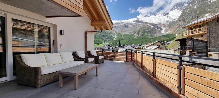 Maison Britannia, Au Centre Du Village Et Avec Une - Saas-Fee