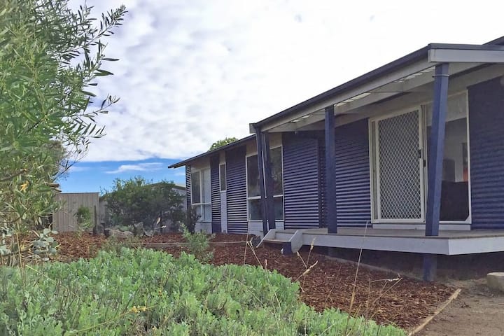 Eastgarth - Venus Bay