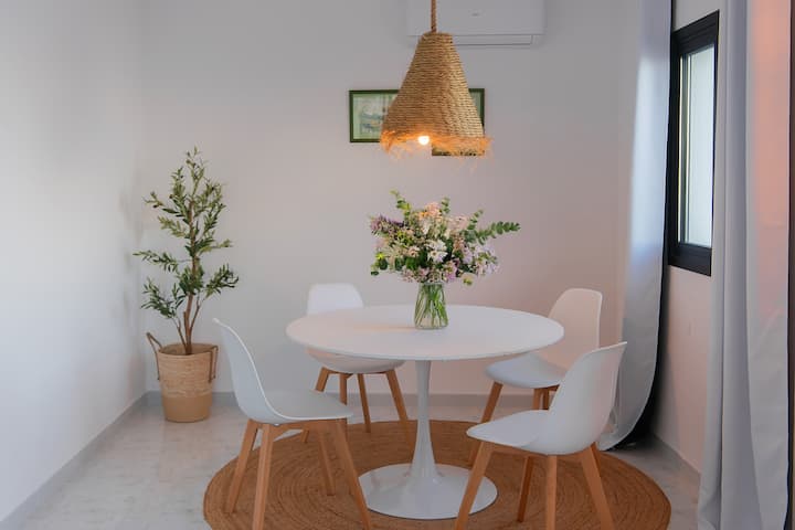1br Apartment For 4 With A/c & Wifi In Roses - L'Escala