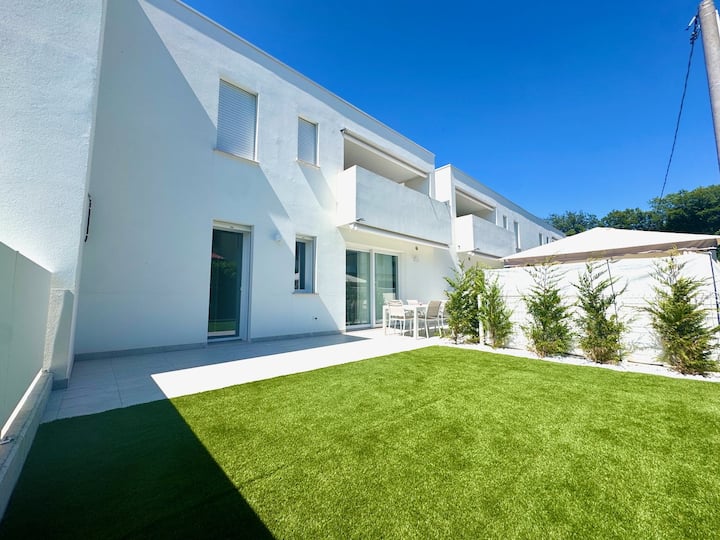 2 Bedroom 2 Bathroom Apartment - Lido de Jesolo