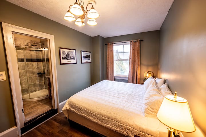 Relaxing Delaware Stay Near Outdoor Hotspots - Stroudsburg, PA