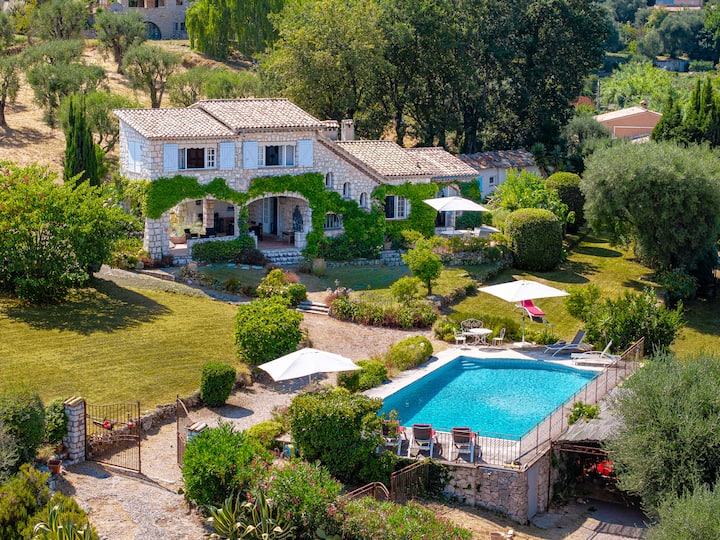 Villa L’herbier Vue Mer & Montagne à Tourrettes-su - Vence