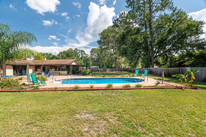 Sunny Soak Spot | Team Joseph Ellen - Jacksonville, FL