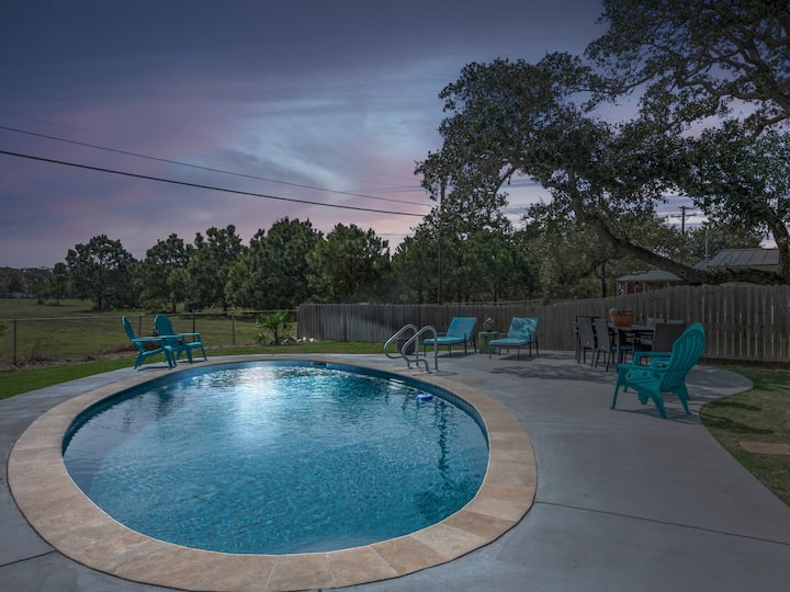 The Sea Glass House | Pet-friendly, Pool - Rockport, TX