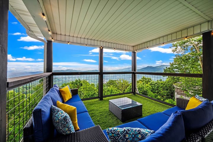 Heaven's Peak: Views,hottub,sauna,jacuzzi,arcade - Gatlinburg, TN