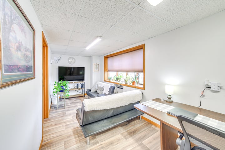 Walk To Dtwn Sault Ste Marie: Updated Studio! - Sault Ste. Marie, MI