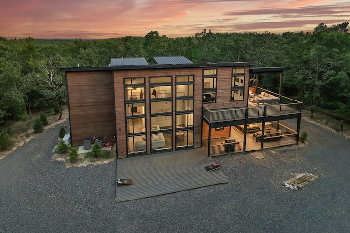 Luxe Cabin. Pickleball. Hot Tub. Playground - United States