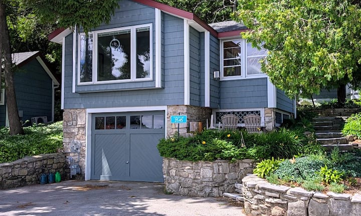 Pine Cottage At Cliff Dwellers Resort - Sturgeon Bay, WI