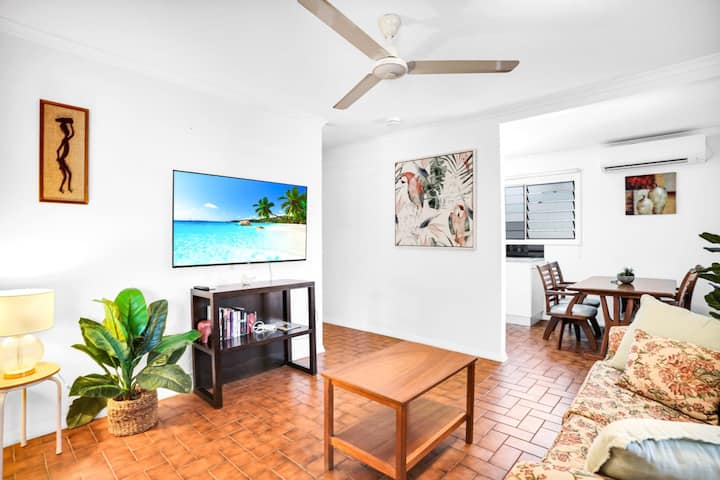 Grey Whale Anchor Inn U3 - Cairns