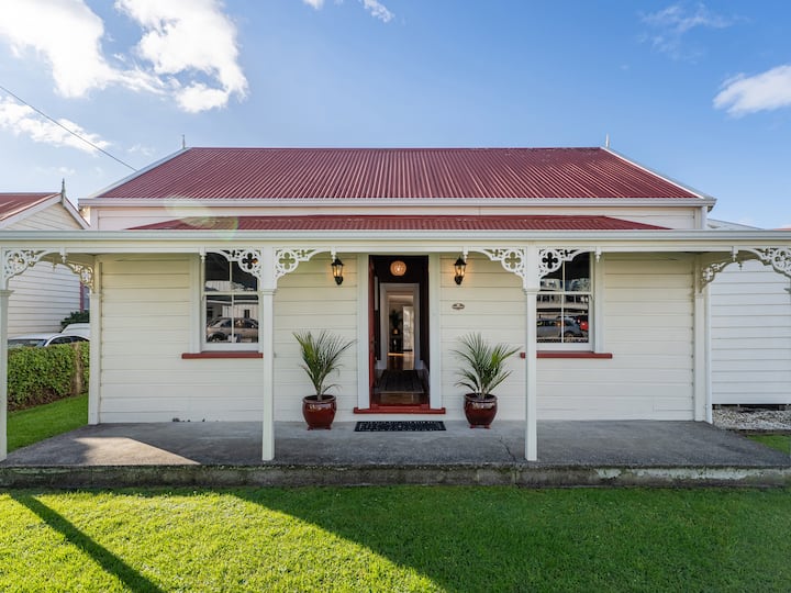 Creed Cottage - Whitianga Heritage Retreat - Whitianga