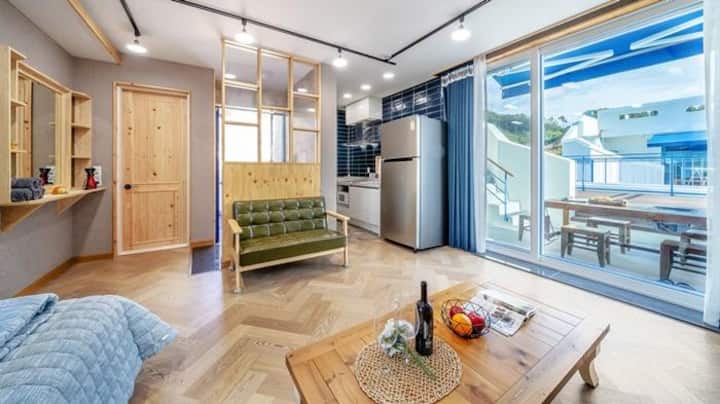 쾌적한 객실과 함께하는 객실, 201 - 증평군