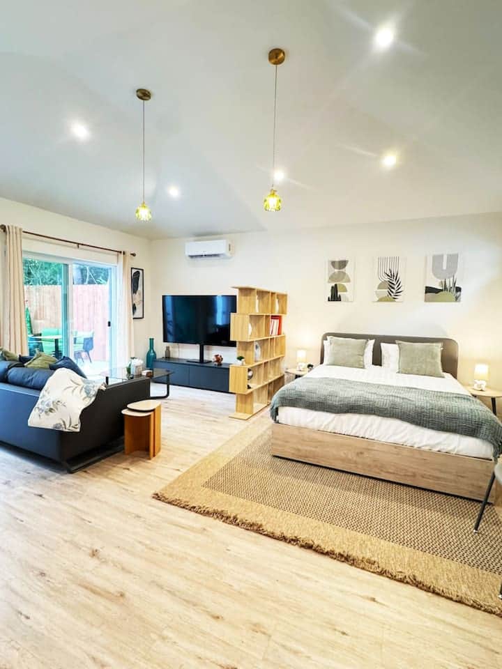 Chic Studio Haven By Century City - Fh - Bv - Beverly Hills, CA