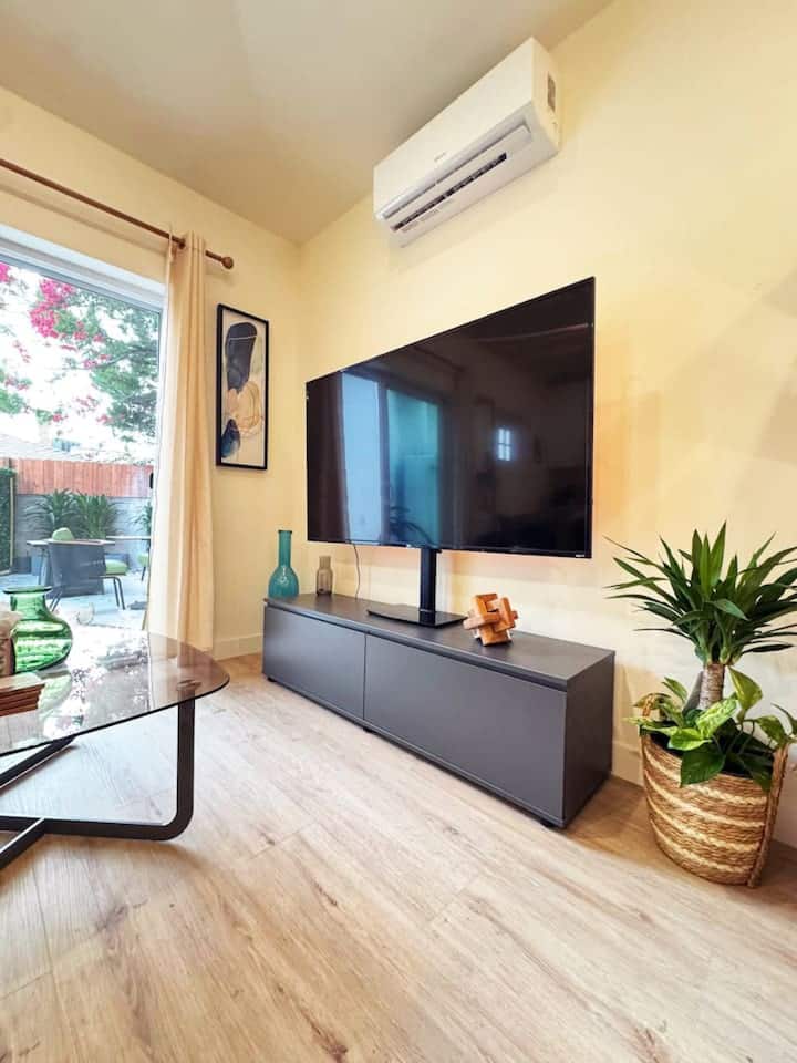 Chic Studio Haven By Century City - Fh - Bv - Beverly Hills, CA