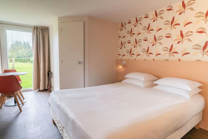 Eden Park Hotel Restaurant - Classic Double Room - Pont-l'Évêque