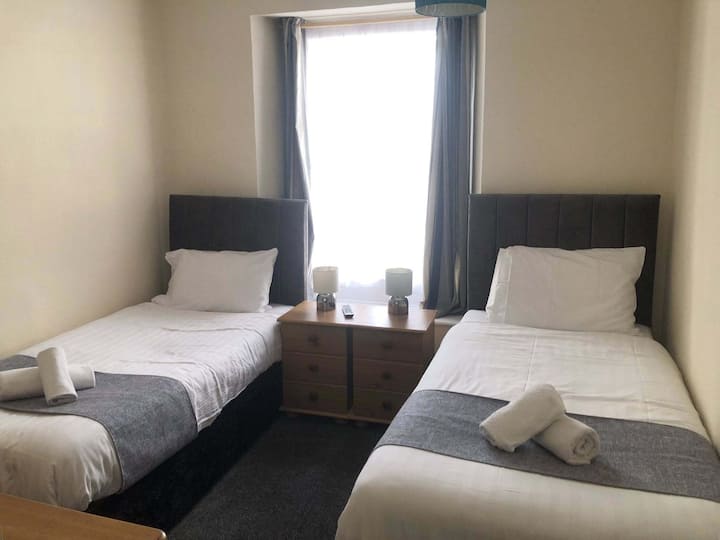 Twin-classique-douche-vue Sur Rue - Watchet