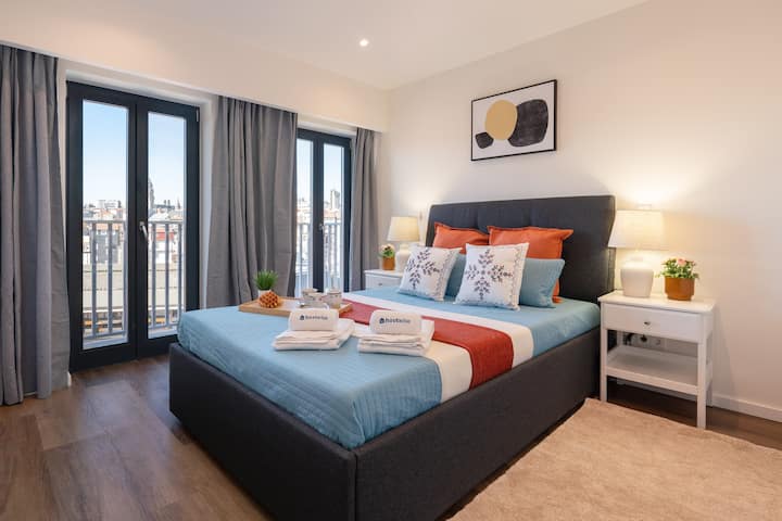 Stylish Comfort At Marquesa Palace By Hostwise - Porto