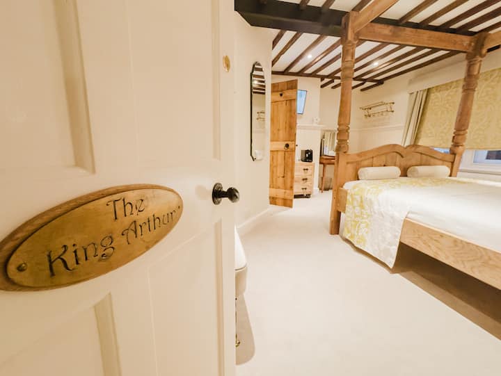 1-the Powell Birchington - The King Arthur - King - Birchington-on-Sea