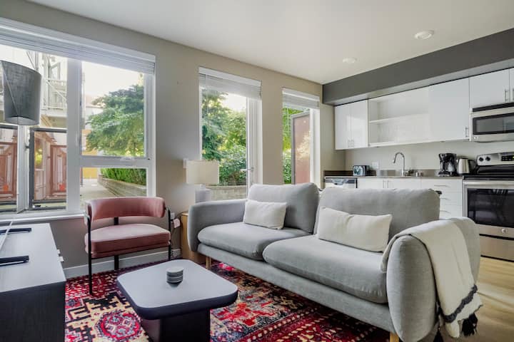 Blueground | Overlake, Fitness Center, Nr Park - Redmond, WA