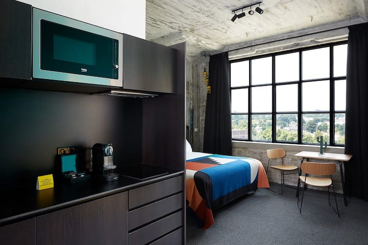 Studio At The Social Hub Hotel | Rooftop Bar - Maastricht