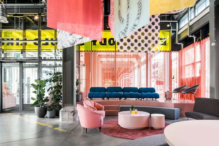 Design Room At The Social Hub Hotel | Rooftop Bar - Maastricht