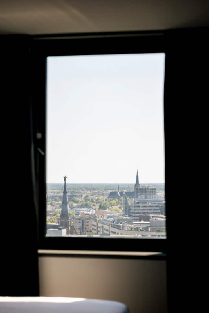 Family Room At The Social Hub Hotel - Eindhoven