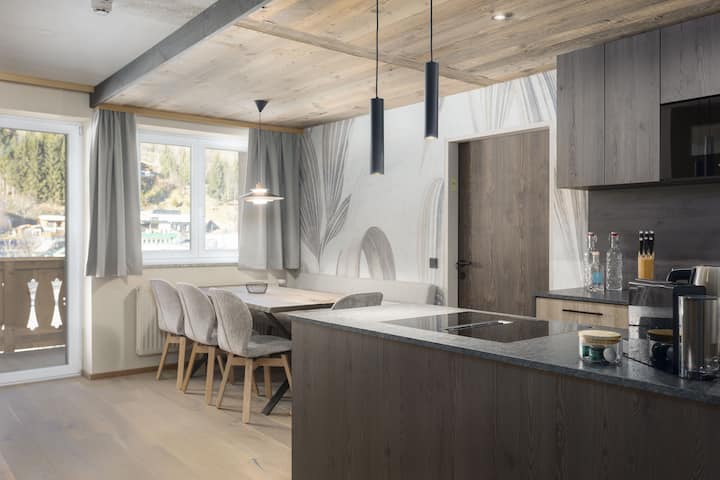 Apartment With 2 Bedrooms For 8 People - Kaprun