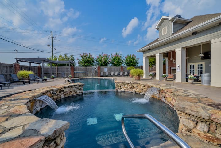 Bama Bliss - Tuscaloosa, AL